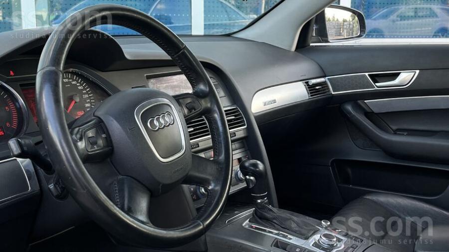 Black Audi A6 2004 in Riga, with an engine capacity of 3.00 L and mileage of 307 thousand km for 2750 €, photo 11 on AUTOMOTO.COM.LV