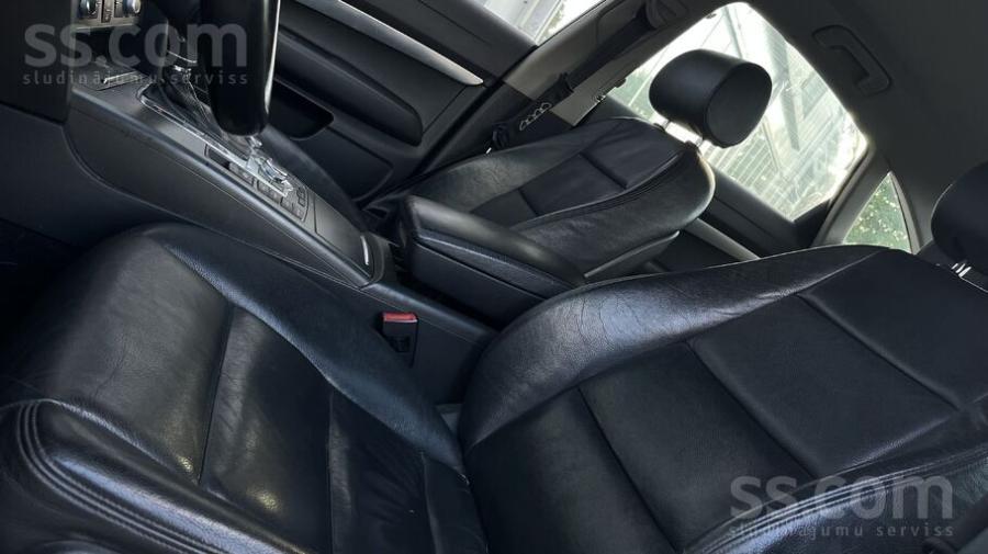 Black Audi A6 2004 in Riga, with an engine capacity of 3.00 L and mileage of 307 thousand km for 2750 €, photo 13 on AUTOMOTO.COM.LV