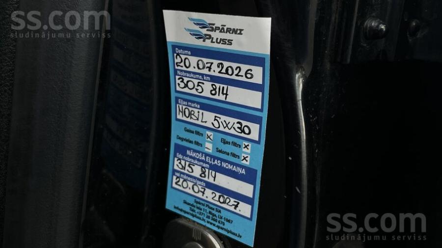 Black Audi A6 2004 in Riga, with an engine capacity of 3.00 L and mileage of 307 thousand km for 2750 €, photo 27 on AUTOMOTO.COM.LV
