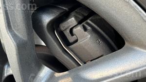 Black Audi A6 2004 in Riga, with an engine capacity of 3.00 L and mileage of 307 thousand km for 2750 €, photo 28 on AUTOMOTO.COM.LV