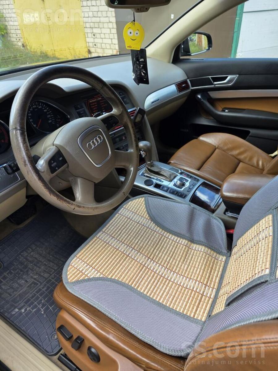 Black Audi A6 2004 in Daugavpils, with an engine capacity of 3.00 L and mileage of 321 thousand km for 3200 €, photo 4 on AUTOMOTO.COM.LV