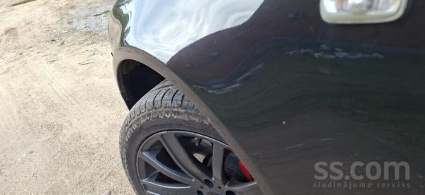 Melns Audi A6 2004 Daugavpils, ar dzinēja tilpumu 3.00 L un nobraukumu 341 tūkst. km par 1900 €, foto 8 vietnē AUTOMOTO.COM.LV