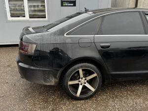 Black Audi A6 2005 in Daugavpils, with an engine capacity of 3.00 L and mileage of 0 thousand km for 3500 €, photo 9 on AUTOMOTO.COM.LV
