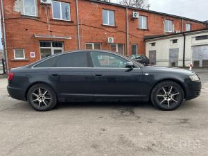 Melns Audi A6 2005 Rīga, ar dzinēja tilpumu 3.00 L un nobraukumu 350 tūkst. km par 2590 €, foto 4 vietnē AUTOMOTO.COM.LV