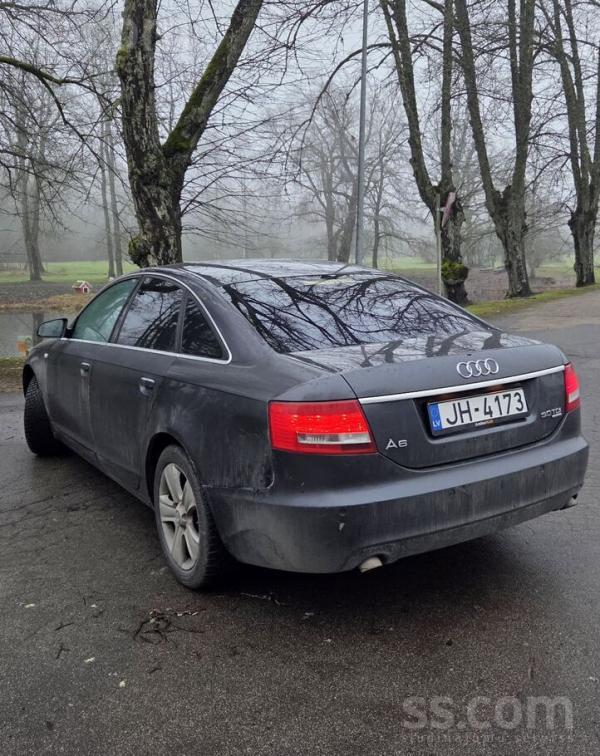 Black Audi A6 2005 in Riga, with an engine capacity of 3.00 L and mileage of 316 thousand km for 2250 €, photo 5 on AUTOMOTO.COM.LV