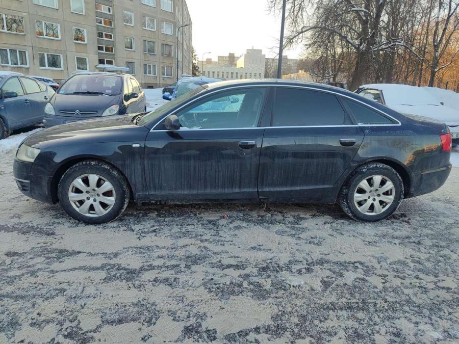 Black Audi A6 2005 in Vilnius, with an engine capacity of 2.40 L and mileage of 258 thousand km for 2000 €, photo 4 on AUTOMOTO.COM.LV