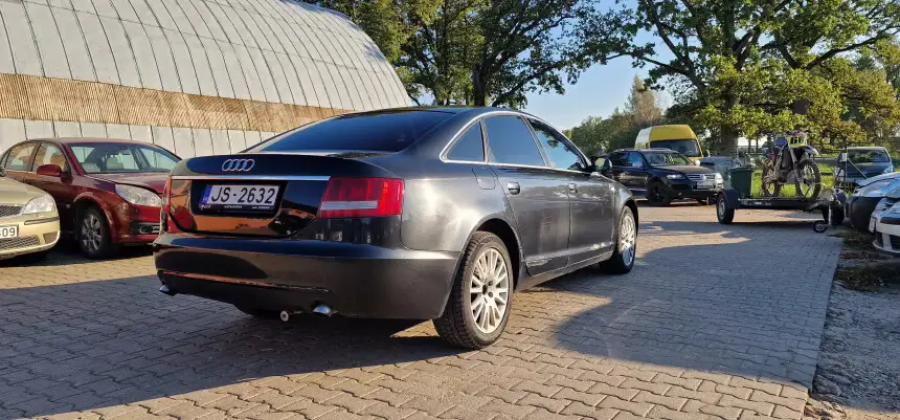 Melns Audi A6 2005 Valmiera, ar dzinēja tilpumu 3.00 L un nobraukumu 376 tūkst. km par 1800 €, foto 4 vietnē AUTOMOTO.COM.LV