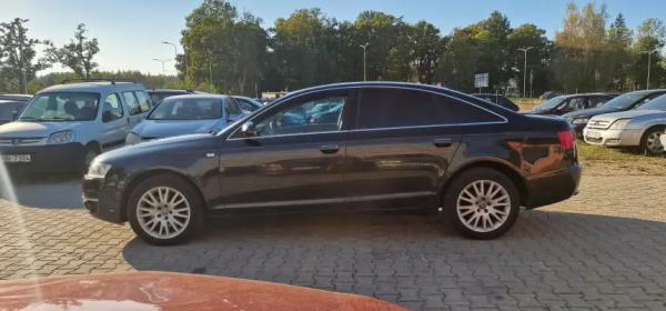 Черный Ауди А6 2005 в Валмиера, объемом двигателя 3.00 л и пробегом 376 тыс. км за 1800 €, фото 5 на AUTOMOTO.COM.LV