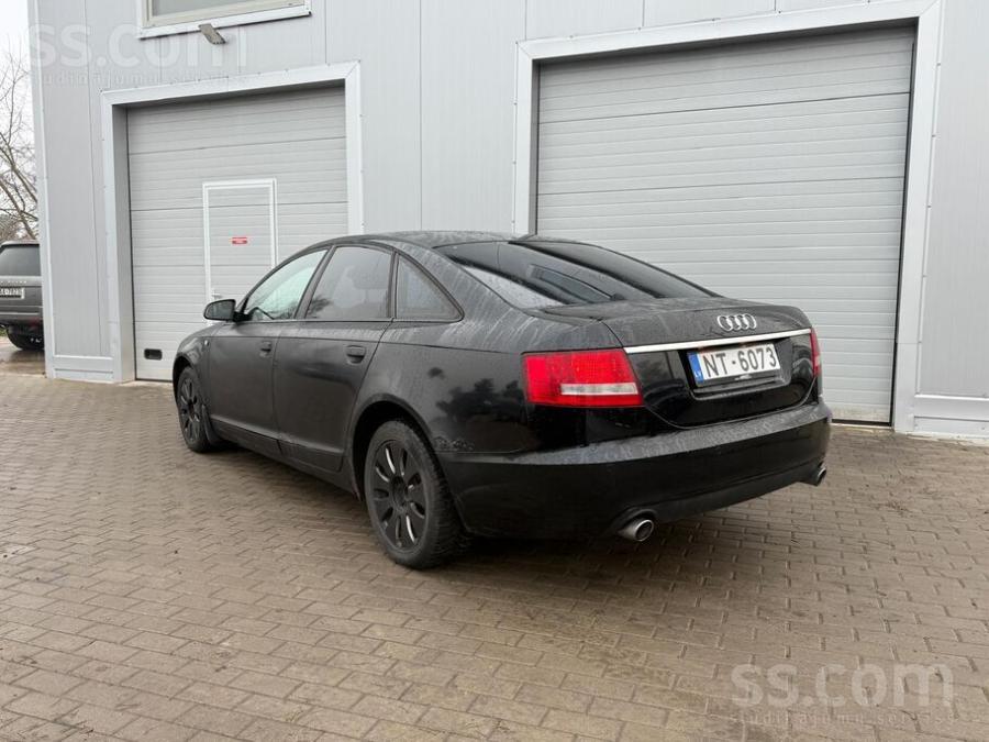 Black Audi A6 2005 in Riga, with an engine capacity of 2.40 L and mileage of 285 thousand km for 1250 €, photo 5 on AUTOMOTO.COM.LV