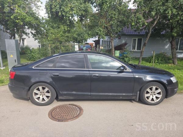 Черный Ауди А6 2005 в Даугавпилс, объемом двигателя 2.40 л и пробегом 210 тыс. км за 2100 €, фото 1 на AUTOMOTO.COM.LV