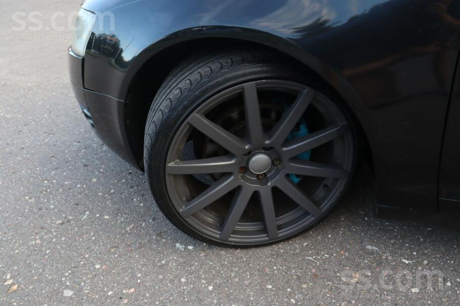 Black Audi A6 2005 in Riga, with an engine capacity of 2.70 L and mileage of 375 thousand km for 4490 €, photo 8 on AUTOMOTO.COM.LV
