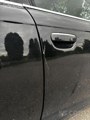 Black Audi A6 2005 in Daugavpils, with an engine capacity of 3.00 L and mileage of 353 thousand km for 3000 €, photo 10 on AUTOMOTO.COM.LV