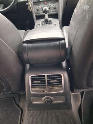 Black Audi A6 2005 in Kaunas, with an engine capacity of 2.70 L and mileage of 358 thousand km for 2200 €, photo 14 on AUTOMOTO.COM.LV