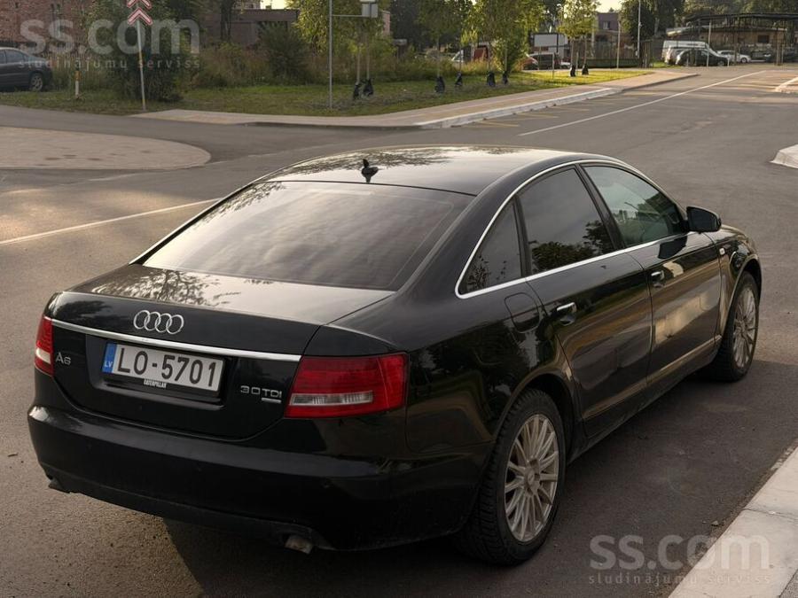 Black Audi A6 2005 in Riga, with an engine capacity of 3.00 L and mileage of 239 thousand km for 3200 €, photo 9 on AUTOMOTO.COM.LV