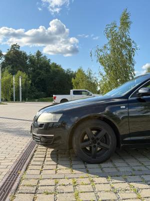 Черный Ауди А6 2005 в Таллин, объемом двигателя 2.40 л и пробегом 222 тыс. км за 1999 €, фото 5 на AUTOMOTO.COM.LV