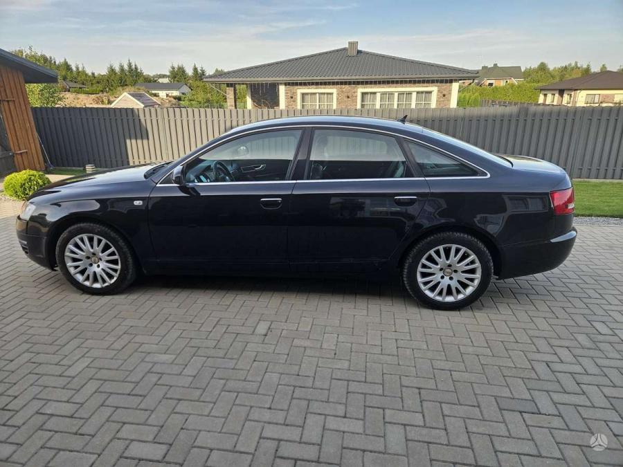 Black Audi A6 2005 in Vilnius, with an engine capacity of 2.70 L and mileage of 265 thousand km for 1050 €, photo 9 on AUTOMOTO.COM.LV