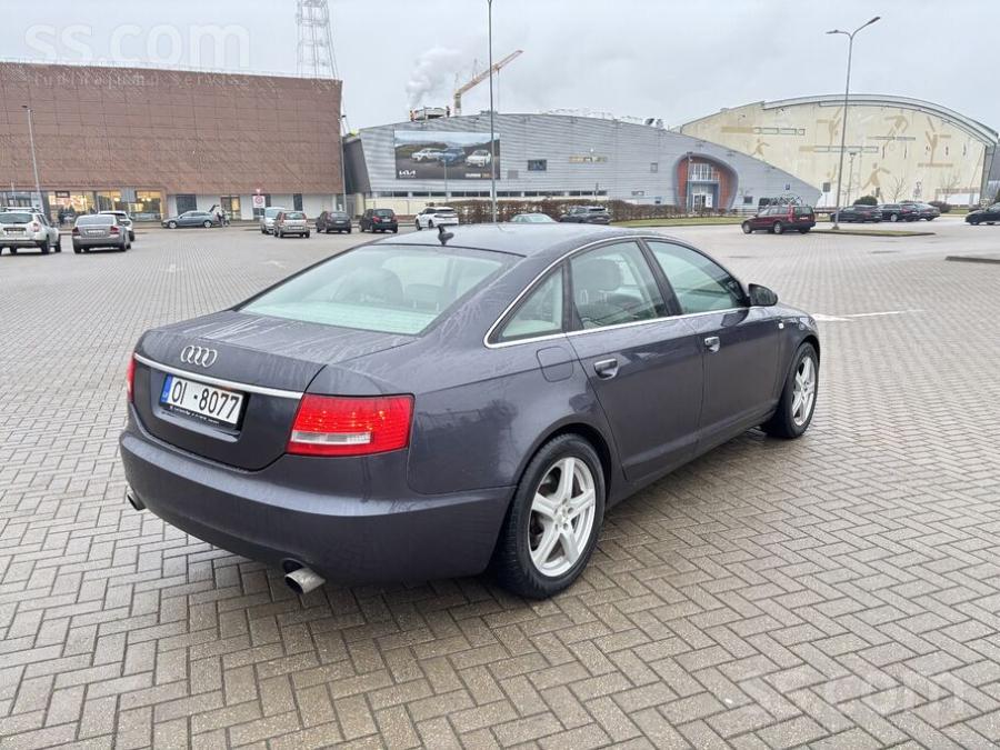 Melns Audi A6 2006 Valmiera, ar dzinēja tilpumu 3.20 L un nobraukumu 260 tūkst. km par 2100 €, foto 7 vietnē AUTOMOTO.COM.LV