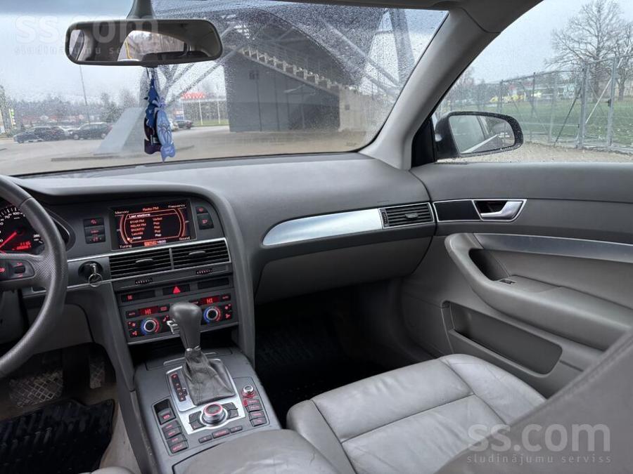 Melns Audi A6 2006 Valmiera, ar dzinēja tilpumu 3.20 L un nobraukumu 260 tūkst. km par 2100 €, foto 18 vietnē AUTOMOTO.COM.LV