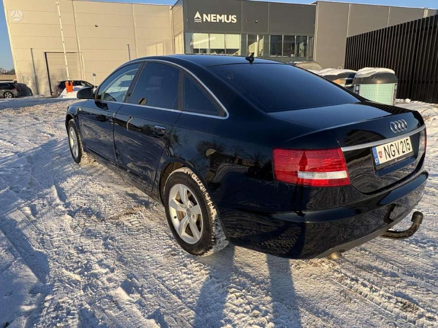 Black Audi A6 2006 in Kaunas, with an engine capacity of 2.97 L and mileage of 520 thousand km for 2450 €, photo 6 on AUTOMOTO.COM.LV