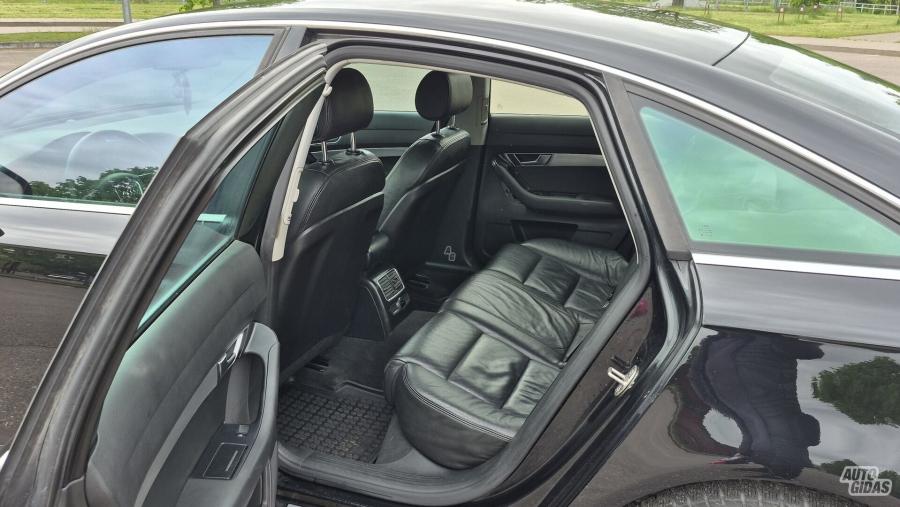 Black Audi A6 2006 in Utena, with an engine capacity of 3.00 L and mileage of 358 thousand km for 2690 €, photo 20 on AUTOMOTO.COM.LV