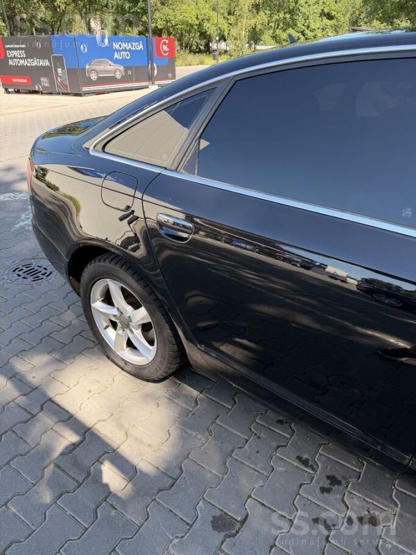 Black Audi A6 2006 in Riga, with an engine capacity of 2.70 L and mileage of 402 thousand km for 2750 €, photo 9 on AUTOMOTO.COM.LV