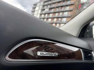 Black Audi A6 2006 in Riga, with an engine capacity of 3.00 L and mileage of 365 thousand km for 3990 €, photo 11 on AUTOMOTO.COM.LV