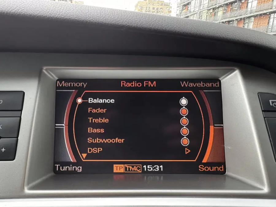 Black Audi A6 2006 in Riga, with an engine capacity of 3.00 L and mileage of 365 thousand km for 3990 €, photo 12 on AUTOMOTO.COM.LV