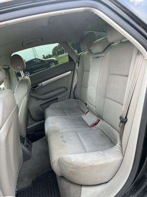 Melns Audi A6 2006 Narva, ar dzinēja tilpumu 2.00 L un nobraukumu 428 tūkst. km par 1499 €, foto 21 vietnē AUTOMOTO.COM.LV