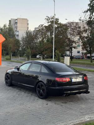 Black Audi A6 2006 in Vilnius, with an engine capacity of 2.97 L and mileage of 302 thousand km for 2250 €, photo 9 on AUTOMOTO.COM.LV