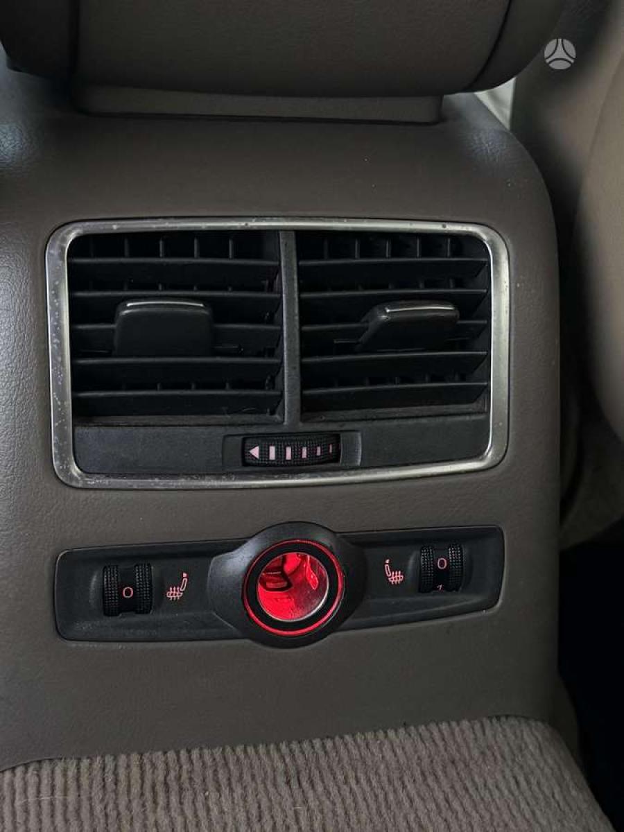 Black Audi A6 2006 in Vilnius, with an engine capacity of 2.97 L and mileage of 302 thousand km for 2250 €, photo 17 on AUTOMOTO.COM.LV