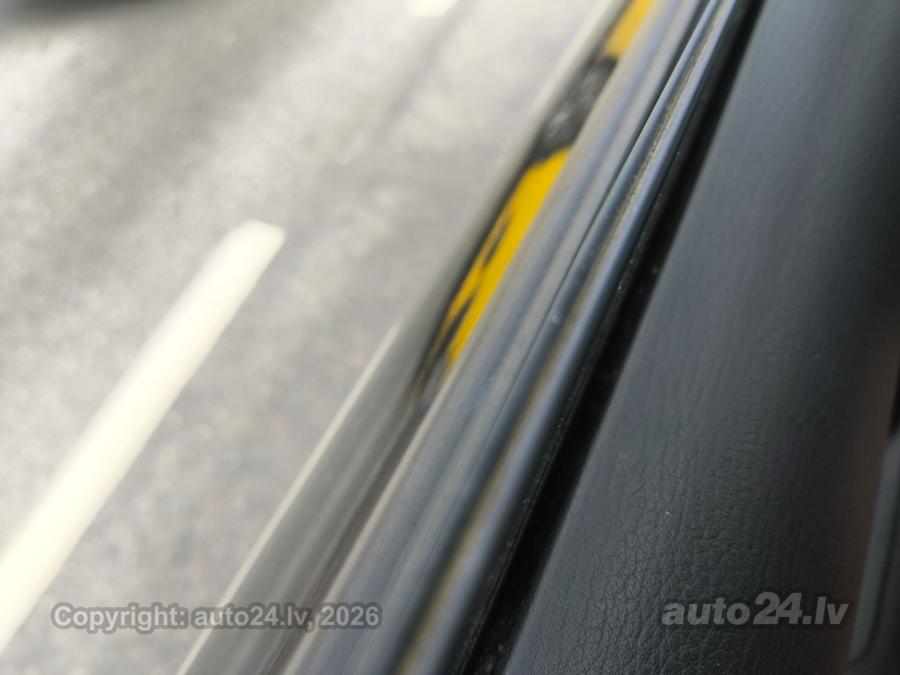 Black Audi A6 2007 in Tallinn, with an engine capacity of 2.80 L and mileage of 361 thousand km for 2788 €, photo 16 on AUTOMOTO.COM.LV