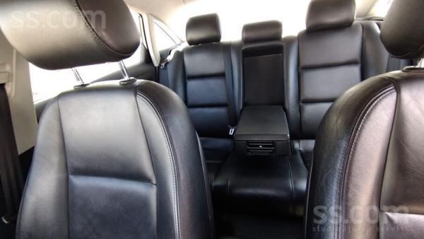 Black Audi A6 2007 in Daugavpils, with an engine capacity of 2.00 L and mileage of 293 thousand km for 5500 €, photo 6 on AUTOMOTO.COM.LV