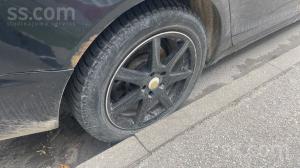 Black Audi A6 2007 in Riga, with an engine capacity of 2.40 L and mileage of 410 thousand km for 1240 €, photo 5 on AUTOMOTO.COM.LV