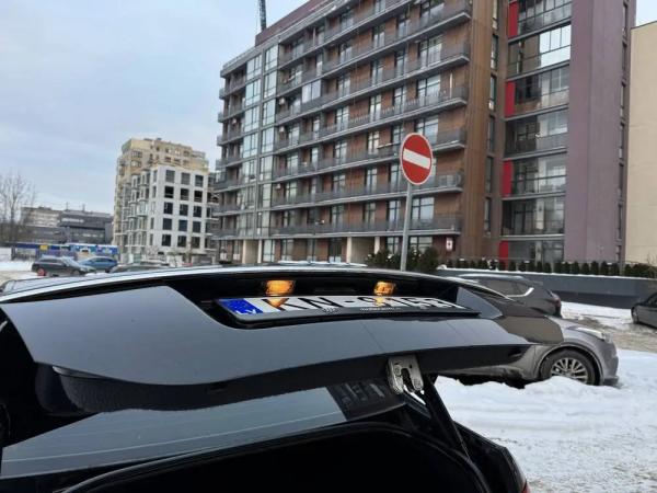 Melns Audi A6 2007 Rīga, ar dzinēja tilpumu 3.00 L un nobraukumu 368 tūkst. km par 3690 €, foto 6 vietnē AUTOMOTO.COM.LV