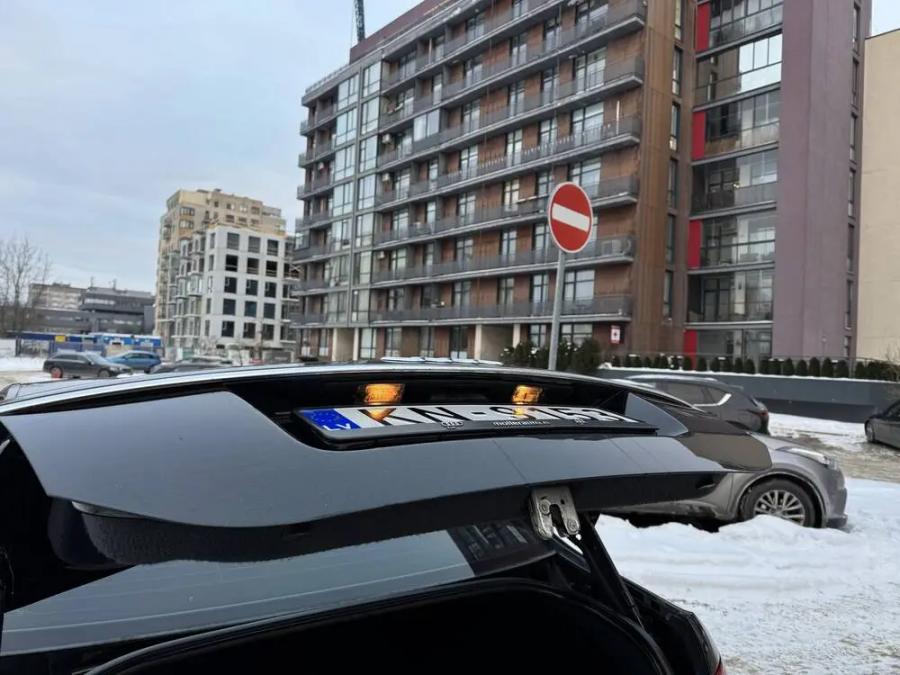 Black Audi A6 2007 in Riga, with an engine capacity of 3.00 L and mileage of 368 thousand km for 3690 €, photo 7 on AUTOMOTO.COM.LV