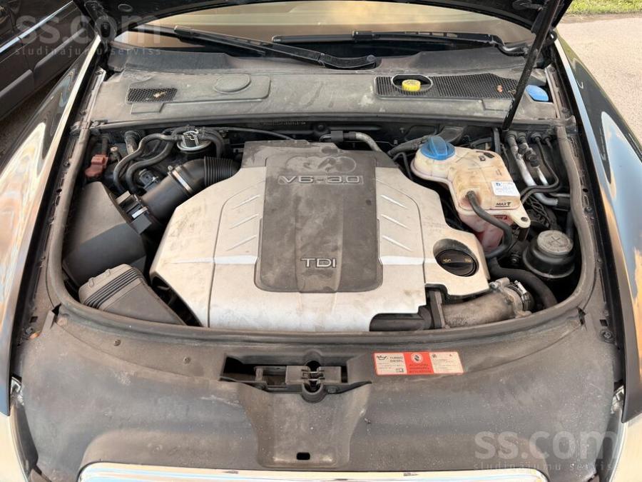 Black Audi A6 2007 in Riga, with an engine capacity of 3.00 L and mileage of 306 thousand km for 3000 €, photo 17 on AUTOMOTO.COM.LV