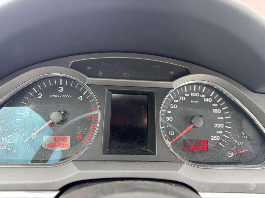Black Audi A6 2007 in Kretinga, with an engine capacity of 1.97 L and mileage of 283 thousand km for 3495 €, photo 19 on AUTOMOTO.COM.LV