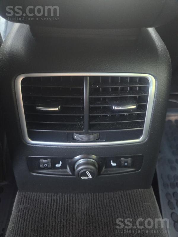 Black Audi A6 2007 in Riga, with an engine capacity of 3.00 L and mileage of 0 thousand km for 4900 €, photo 9 on AUTOMOTO.COM.LV