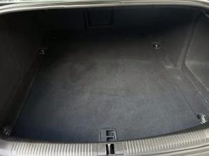 Black Audi A6 2008 in Riga, with an engine capacity of 3.00 L and mileage of 242 thousand km for 2500 €, photo 13 on AUTOMOTO.COM.LV
