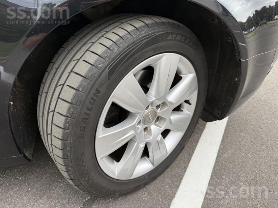 Black Audi A6 2008 in Riga, with an engine capacity of 2.00 L and mileage of 345 thousand km for 3700 €, photo 6 on AUTOMOTO.COM.LV
