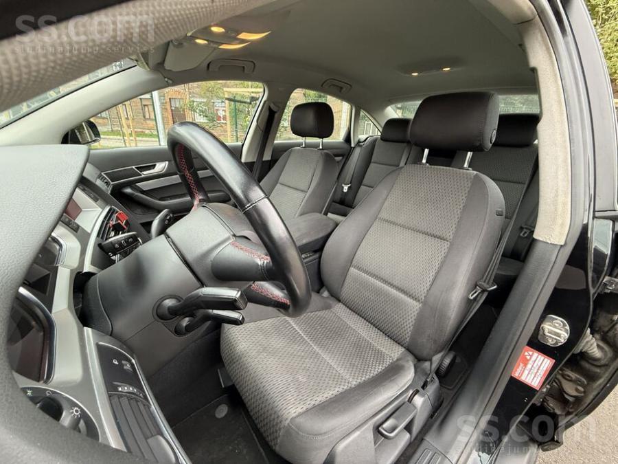 Black Audi A6 2008 in Riga, with an engine capacity of 2.00 L and mileage of 345 thousand km for 3700 €, photo 13 on AUTOMOTO.COM.LV