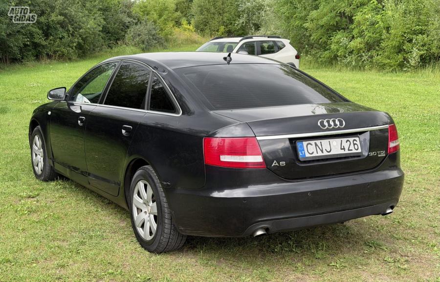Black Audi A6 2008 in Vilnius, with an engine capacity of 3.00 L and mileage of 382 thousand km for 1650 €, photo 6 on AUTOMOTO.COM.LV