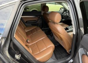 Black Audi A6 2008 in Vilnius, with an engine capacity of 3.00 L and mileage of 382 thousand km for 1650 €, photo 10 on AUTOMOTO.COM.LV