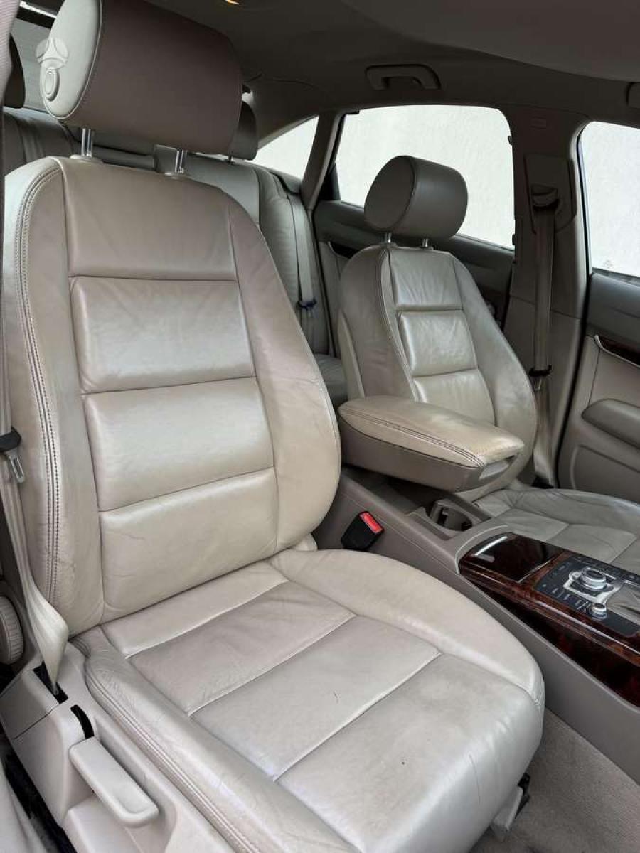 Black Audi A6 2008 in Vilnius, with an engine capacity of 2.00 L and mileage of 295 thousand km for 3500 €, photo 11 on AUTOMOTO.COM.LV