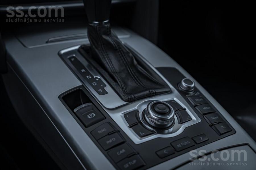Black Audi A6 2009 in Riga, with an engine capacity of 3.00 L and mileage of 308 thousand km for 7150 €, photo 21 on AUTOMOTO.COM.LV