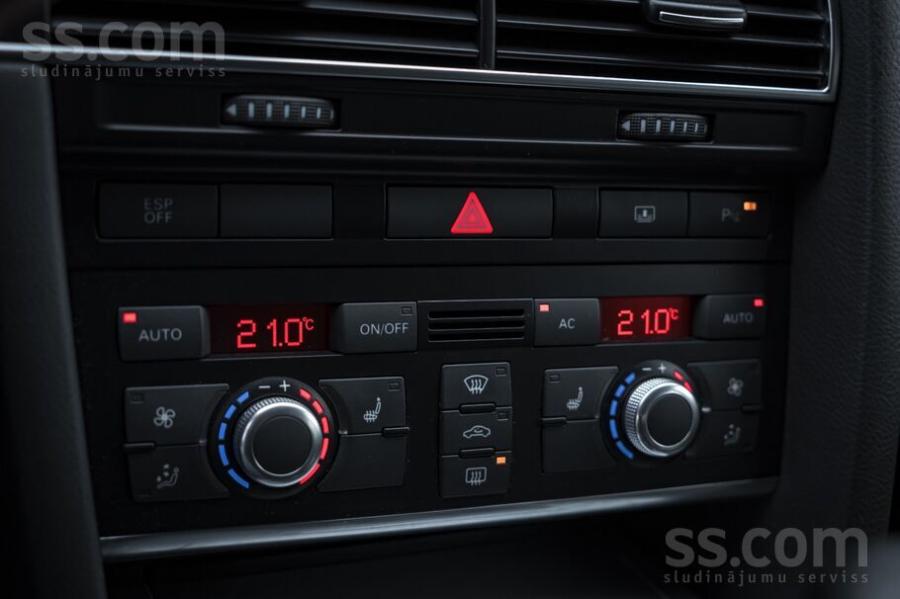 Black Audi A6 2009 in Riga, with an engine capacity of 3.00 L and mileage of 308 thousand km for 7150 €, photo 22 on AUTOMOTO.COM.LV