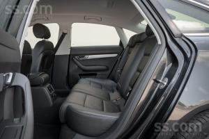 Melns Audi A6 2009 Talsi, ar dzinēja tilpumu 3.00 L un nobraukumu 298 tūkst. km par 8250 €, foto 11 vietnē AUTOMOTO.COM.LV