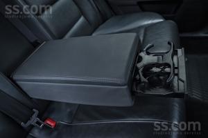 Black Audi A6 2009 in Riga, with an engine capacity of 3.00 L and mileage of 308 thousand km for 6750 €, photo 12 on AUTOMOTO.COM.LV