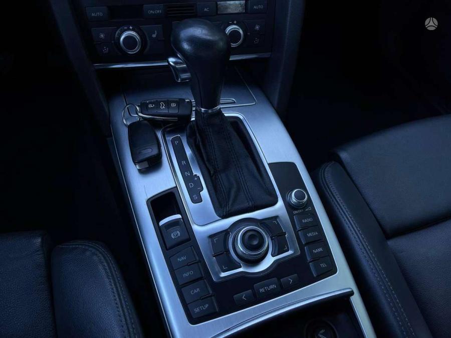 Melns Audi A6 2009 Viļņa, ar dzinēja tilpumu 2.97 L un nobraukumu 244 tūkst. km par 7250 €, foto 40 vietnē AUTOMOTO.COM.LV