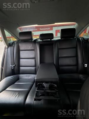 Melns Audi A6 2009 Rīga, ar dzinēja tilpumu 2.70 L un nobraukumu 302 tūkst. km par 7500 €, foto 13 vietnē AUTOMOTO.COM.LV